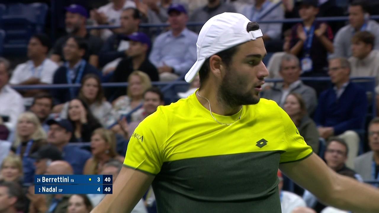 SlamTracker: Berrettini wins the point with a forehand smash winner ...