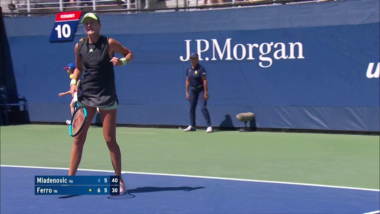 SlamTracker: Break Point; Mladenovic wins the point with a backhand ...