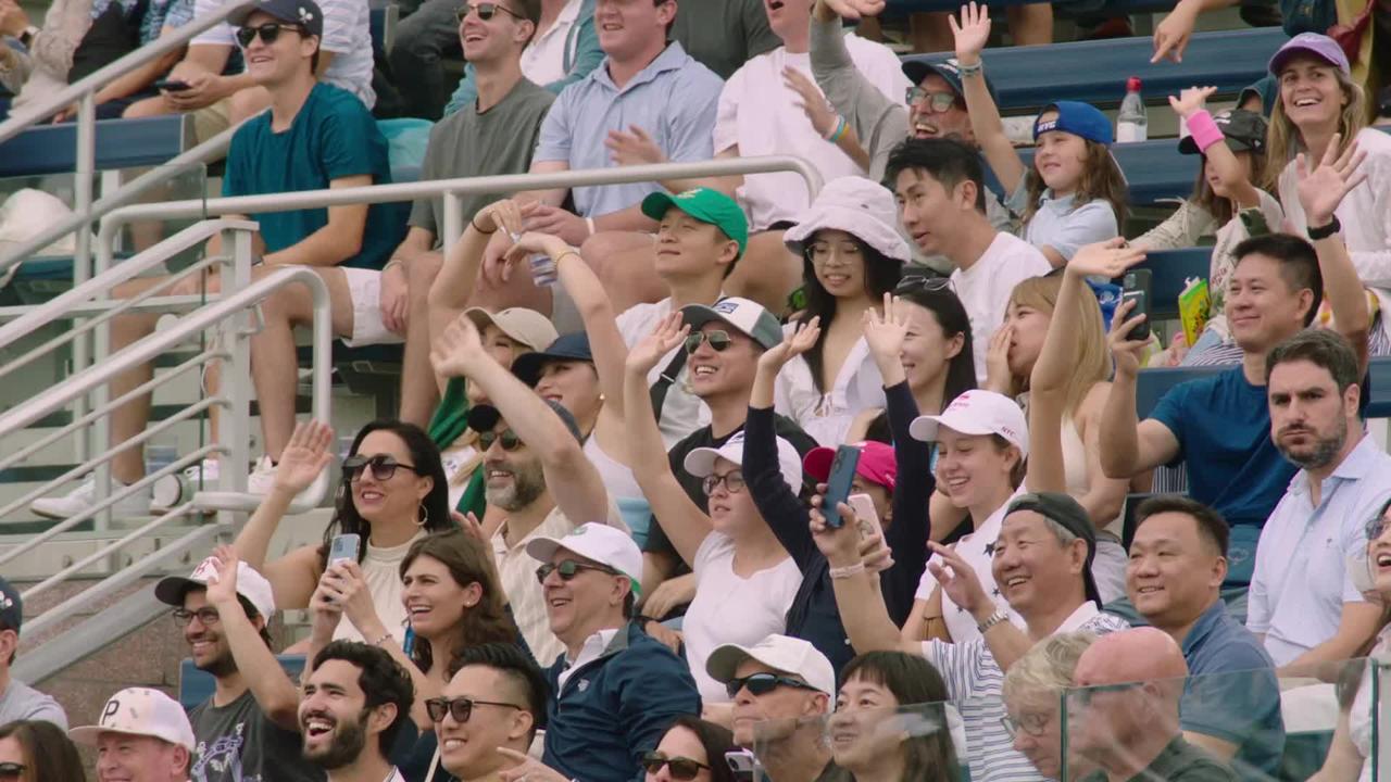 Zheng Qinwen is 2024 US Open fan favorite - US Open Highlights ...